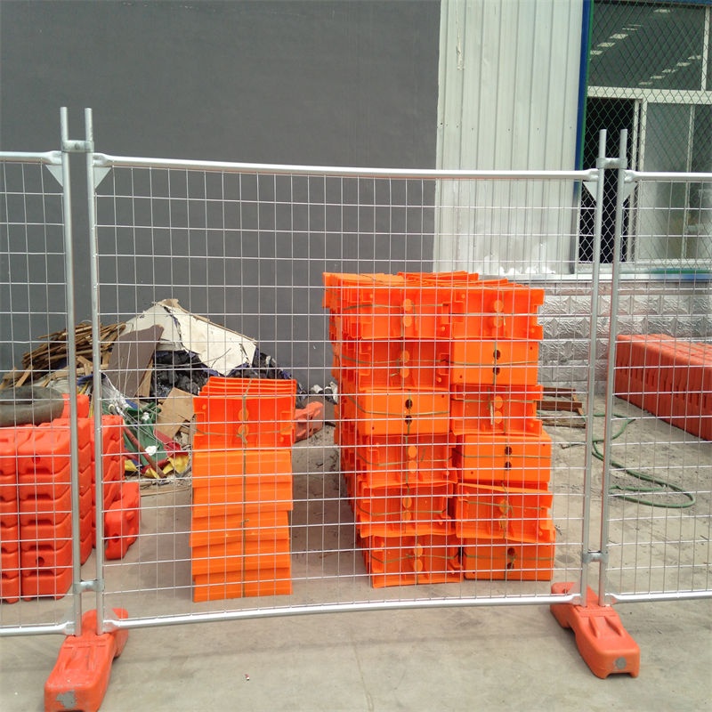 advanced temporary fencing