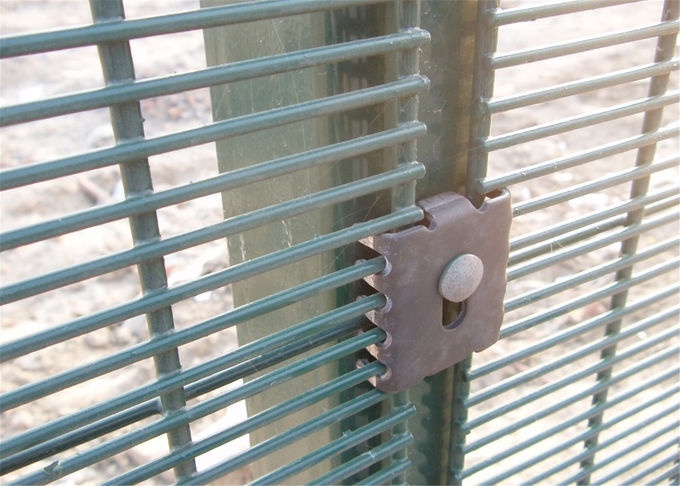 358 welded wire mesh fence