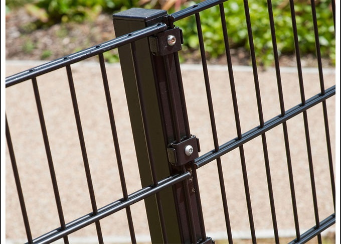 868 twin wire mesh fencing