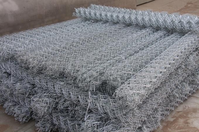 chain link temporary fence
